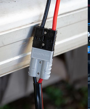 Anderson Plugs & Connectors